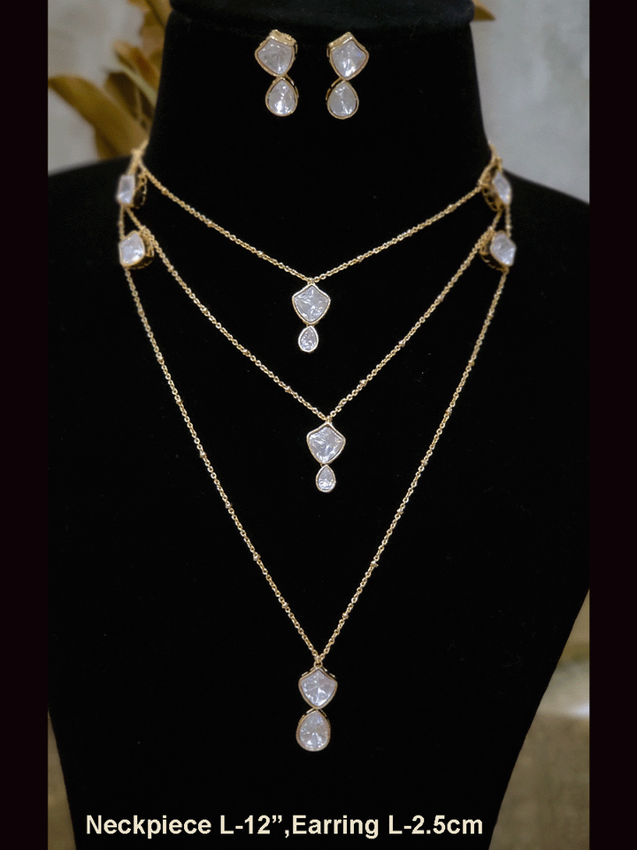 Buy Stylish Necklaces for Women Online | Buy Necklaces for Women
